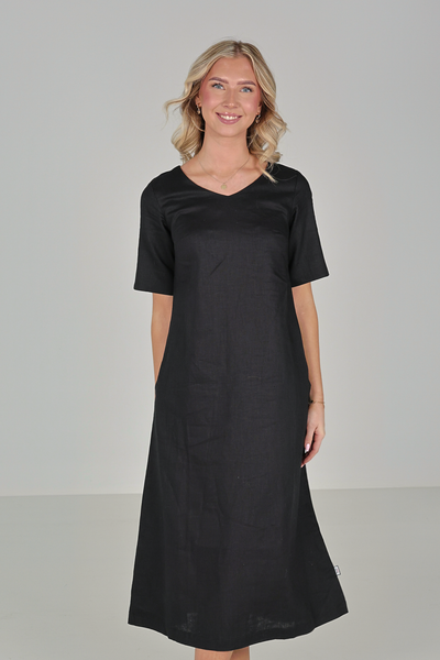 Svarte kjoler - tidløst, elegant og enkelt | KO:KO - ko:ko norway